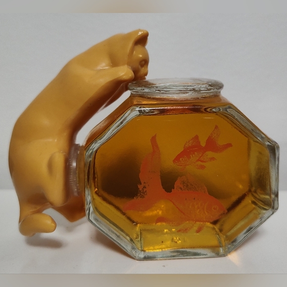Avon | Other | Vintage Avon Cat Goldfish Bowl Perfume Bottle | Poshmark